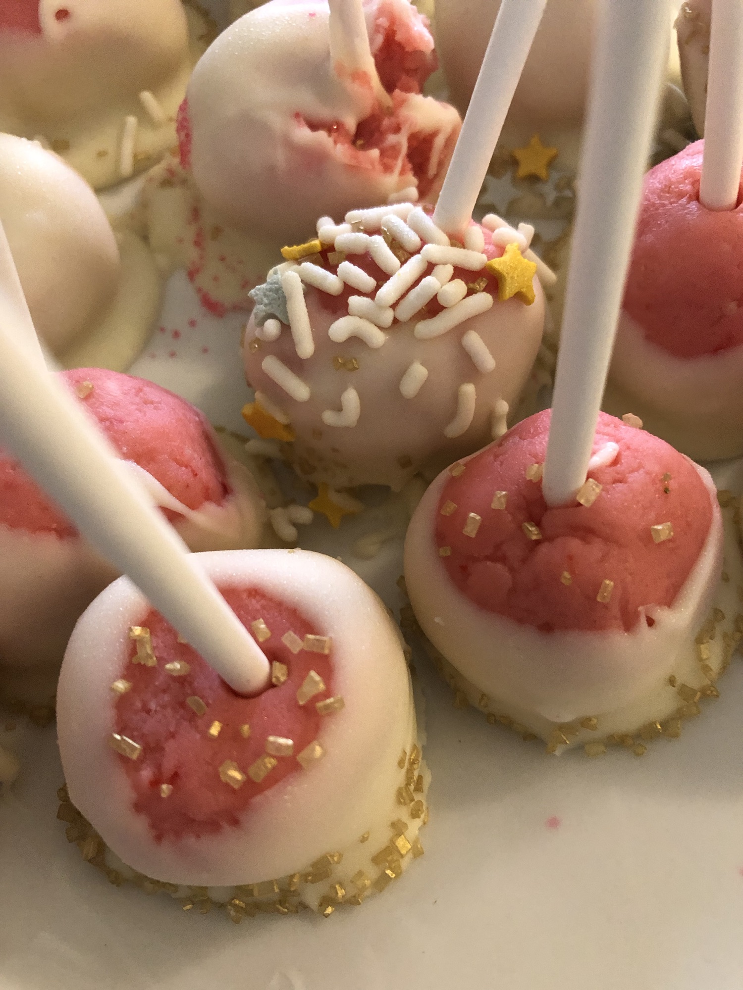 What We’re Making Wednesday: Starbucks Cake Pop Dupes - Lisa's Two Cents